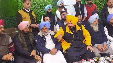 जेलों के अंदर बेची जा रहीं नशीली गोलियां भगवंत मान पर नवजोत सिंह