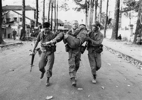 Gallery 50 Years Ago Vietnam War S Tet Offensive Tampa Bay Times
