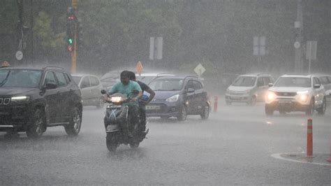 Delhi 38466mm Rain For July Helps Keep Mercury In Check Latest News
