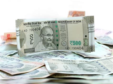 Rupee Rises 1 Paisa To 8343 Against Us Dollar In Early Trade Zee