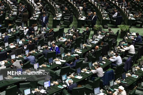 تقاضای تحقیق و تفحص از عملکرد سازمان محیط زیست در مجلس بررسی می‌شود