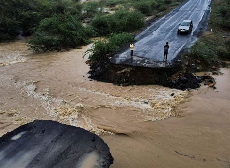 Cyclone Biparjoy Power Disrupted Heavy Rains Lash India And Pakistan
