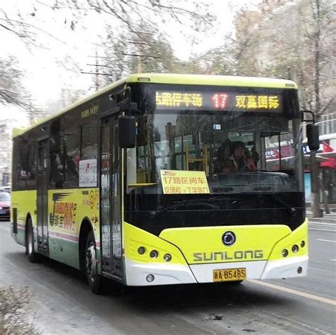 乌鲁木齐市首批恢复20条公交线路 时起 陈宏伟 赵刚