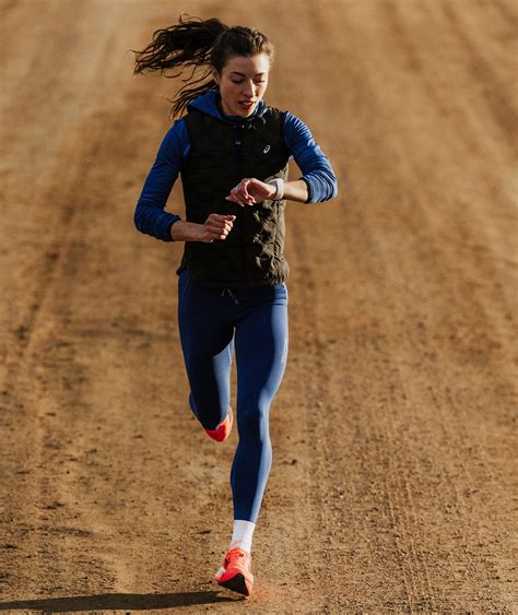 Emma Bates Road To Boston Chasing The Podium In 2025