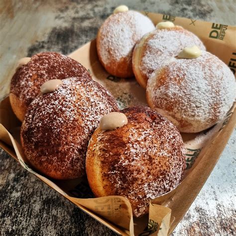 Deli Donuts Box Deli Republic