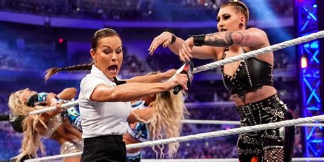 10 Oldest Wrestlers To Perform In Royal Rumble Matches Ranked By Age