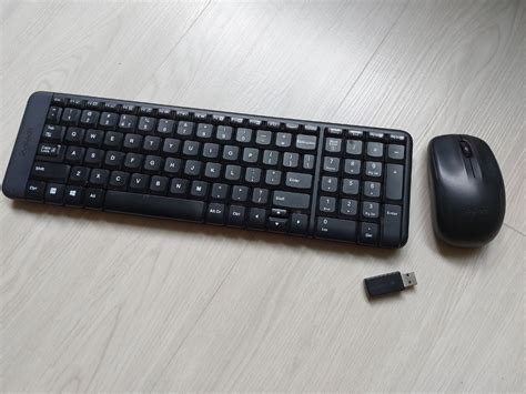 Wireless Logitech Keyboard And Mouse Computers And Tech Parts And Accessories Computer Keyboard On