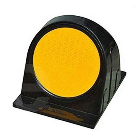 Reflective Marker At ₹ 350piece Pavement Marker In Pune Id