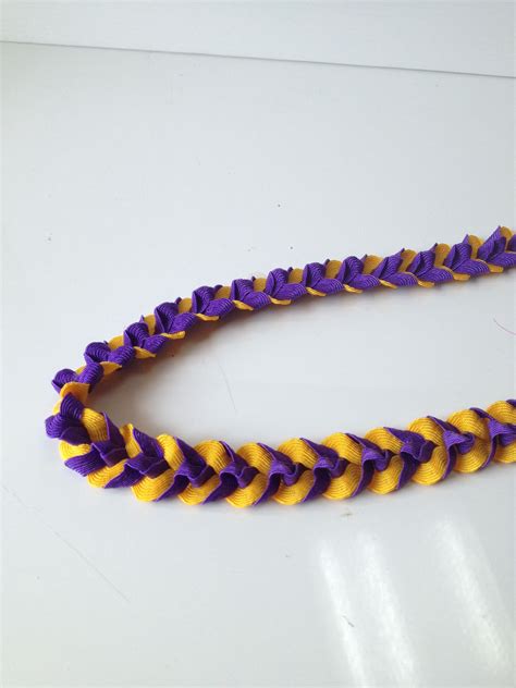 Maunaloa Ribbon Leidesigned By Tracy Haradauimauamau 公認インストラクター