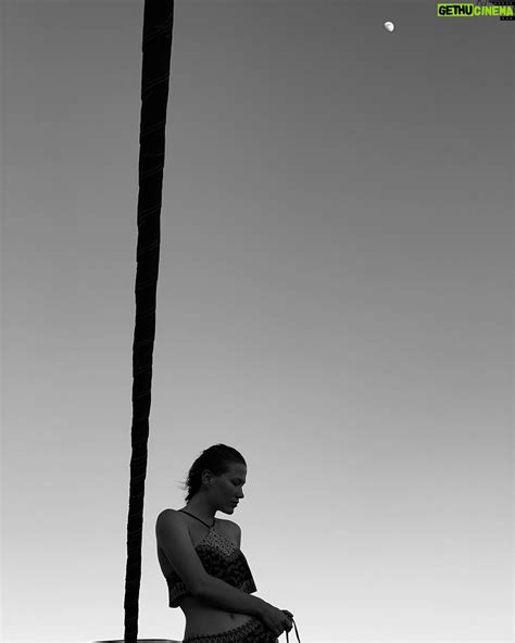 Ece Çeşmioğlu Instagram Gethu Cinema