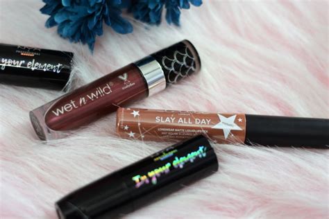 Try The Metallic Lipstick Trend This Winter ⋆