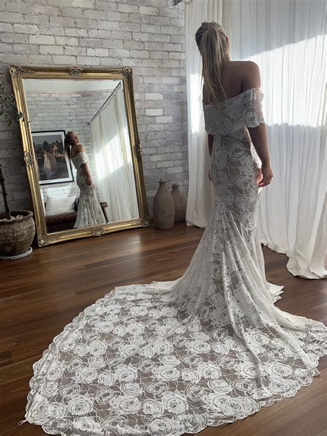 Grace Loves Lace Used Wedding Dress Save 66 Stillwhite