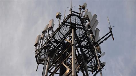 El Gobierno Adjudica Casi 4 Millones De Euros Para Mejorar El 5g