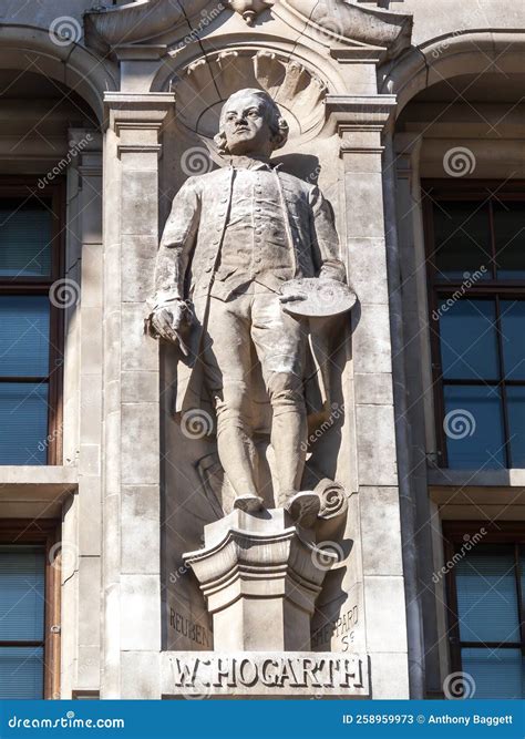 William Hogarth Statue Stock Image Image Of Landmark 258959973