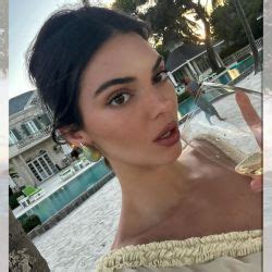 Kendall Jenner Tiene El Vestido Playero Que Se Va A Convertir En Tu