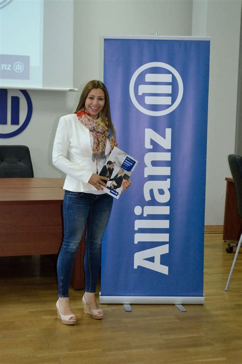 Алианц България Зорница Панайотова Финансовата грамотност може да ти спести пари С други думи