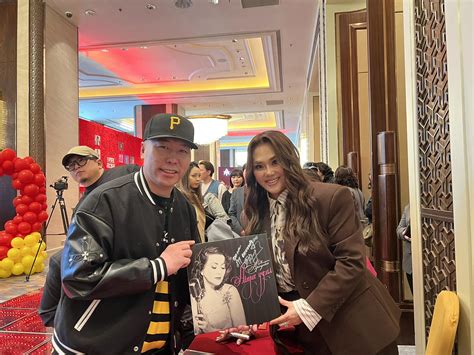 Дугарын Өдрийн мэндээ 🙌 22 жилийн өмнө энэ өдөр 4 23 нд анхны тоглолт болох БУСДЫН ХАЙРЫГ