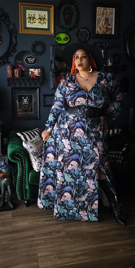 Goth Plus Size Buying Guide Stygian Siryn
