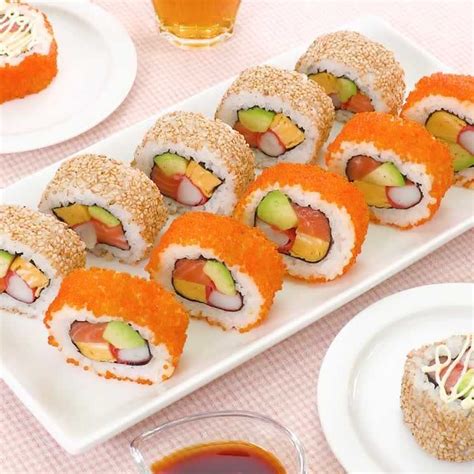 パクッとつまめる！ 彩りカリフォルニアロールのレシピ動画・作り方 Delish Kitchen レシピ カリフォルニアロール