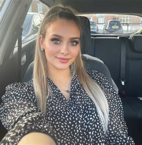 Mollie Annie Jane Irtr Scrolller