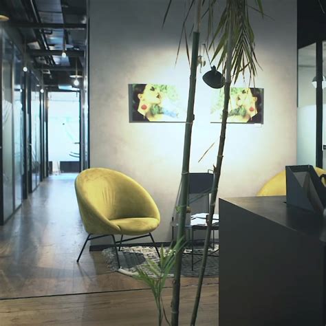 ‫ד׳ר אירנה סנדלר קליניקה לרפואה אסתטית Эстетическая медицина в Израиле Home Facebook‬