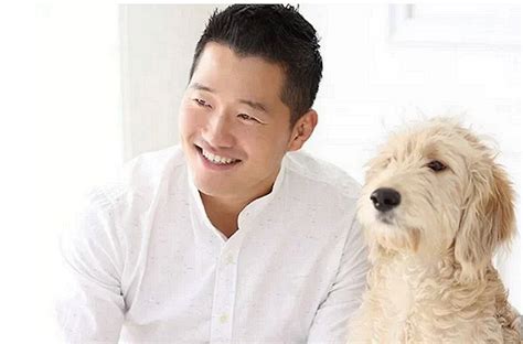 ‘개통령으로 불리는 유명 반려견 훈련사…강형욱 회사 전직원 갑질 폭로