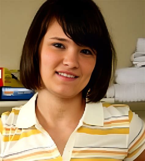 Angie Dove Wiki Age Boyfriend Net Worth Photos Videos Ethnicity