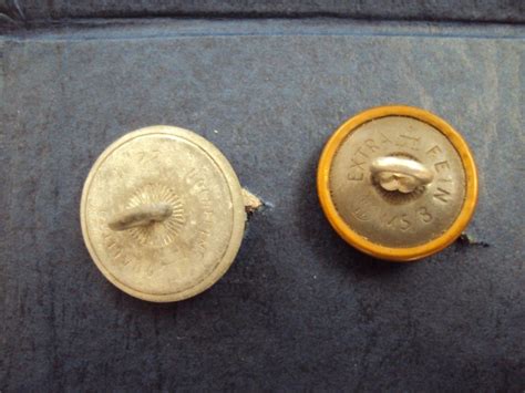 Boutons vêtement allemand WW2