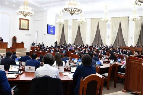 УИХ ын Байнгын хороодын бүрэлдэхүүнийг баталлаа