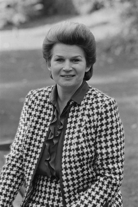 La Astronauta A La Que Los Soviéticos Le Ordenaron Tener Un Hijo Con Un Colega Para Ver Si