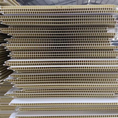 정사각형 구멍 6mm 두께의 돌 플라스틱 벽 보드 의 고품질 정사각형 구멍 6mm 두께의 돌 플라스틱 벽 보드