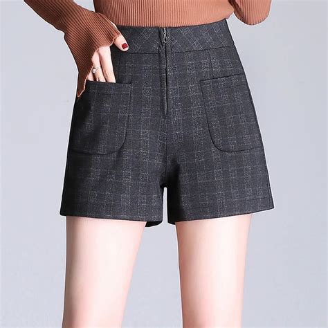 Women Shorts 2018 Fashion Spring And Autumn New Gray Plaid A Word Wide