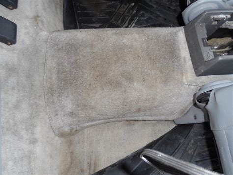 Самодельный ковер в общий свет на туннель — Volkswagen Passat Variant B3 1 8 л 1989 года