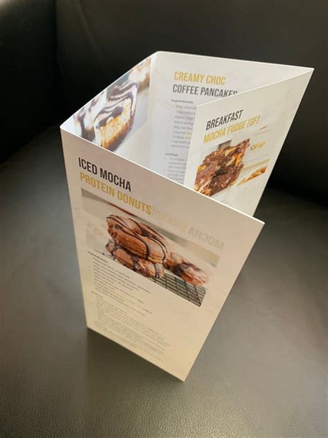 8pp Dl Roll Fold With Gold Pantone Rogue Print And Mail
