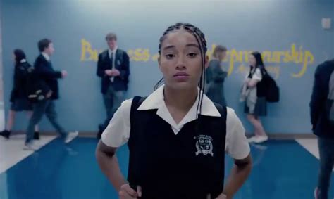 ‘the Hate U Give Trailer A Teenager Witnesses A Police Shooting In