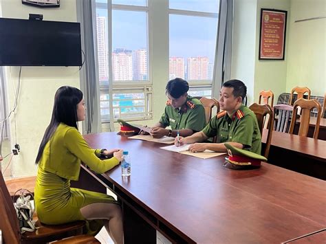 Cựu Tiếp Viên Hàng Không điều Hành đường Dây Bán Dâm Nghìn đô Ra Sao Báo Dân Trí