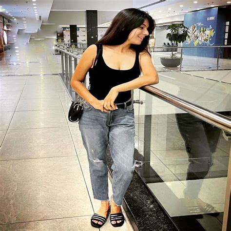 Mystry Girl Shashi Dhiman કોણ છે Punjab Kings ની મિસ્ટ્રી ગર્લ ટીમને સપોર્ટ કરતી આ ખૂબસૂરત