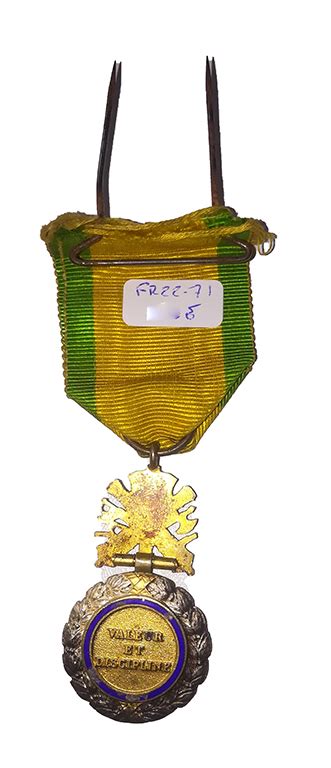 Medaille Militaire Valeur Et Discipline 1870 Ww1 Militaria Normandie