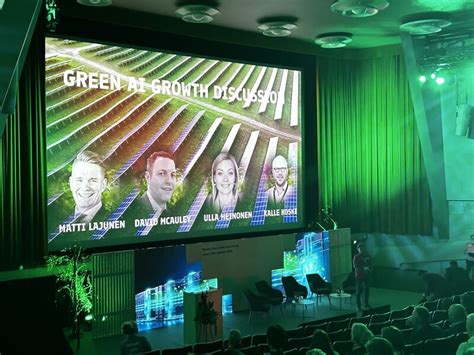 Wow 470 People On Site At Future Data Summit This Will Be Exciting Day Happy To Meet All Of