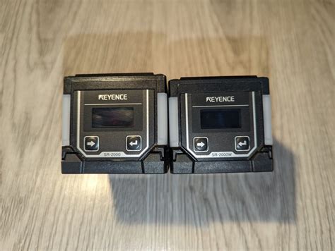 Keyence Sr 2000 I Sr 2000w Autofocus Code Reader Industrijska Oprema