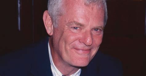 Umro Pol Morisi Telegraf Rs