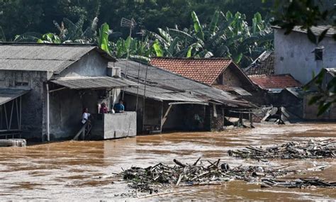 Floods In Indonesia Kill Dozens Thousands Displaced Punch Newspapers