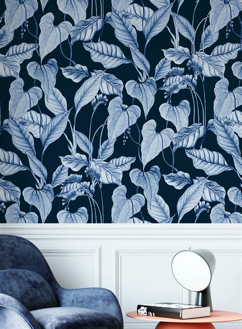 Large Scale Bold Floral Navy Blue Linen Non Woven Wallpaper Anna