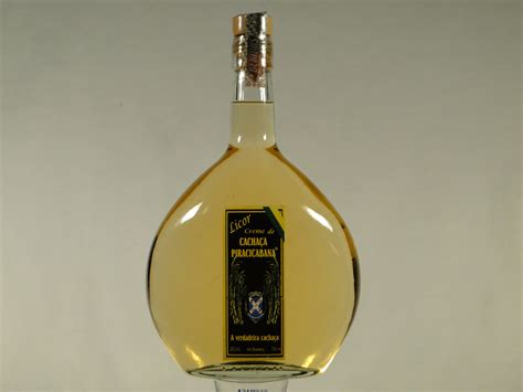 Garrafa De Licor Creme De Cacha A Piracicabana Capacidade De Ml