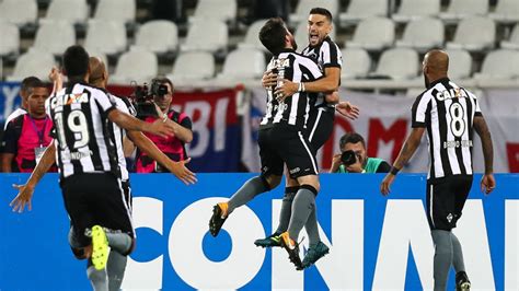 Agora vai Relembre todas as participações do Botafogo em Libertadores