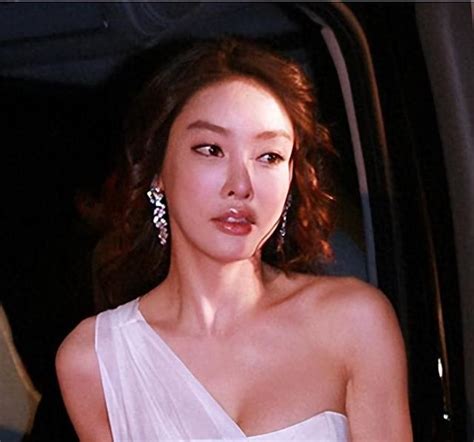 張紫妍被潛規則後自殺！曾同時「接待」4位客人，被玩到無法走路 每日頭條