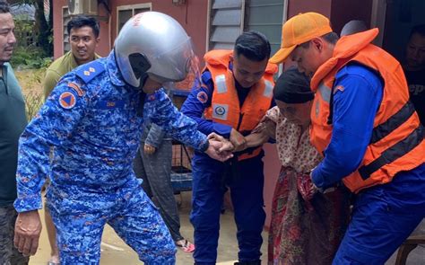 Mangsa Banjir Meningkat 144 Orang Dipindah Ke PPS Utusan Borneo Online