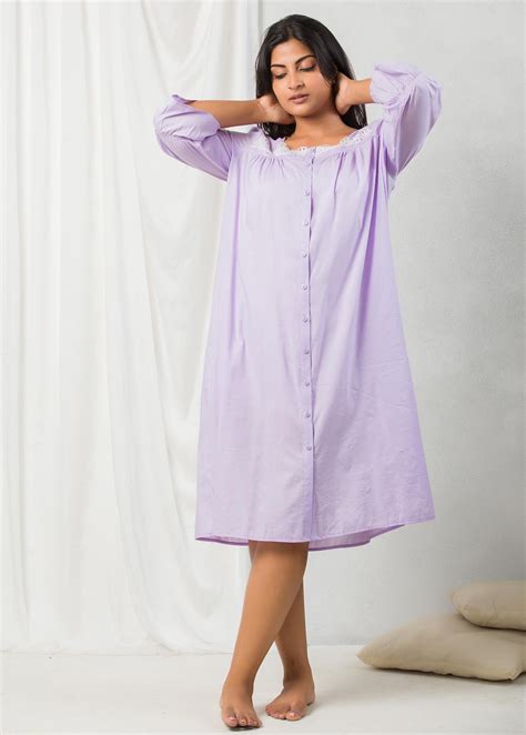 Three Quarter Sleeve Nightgown
