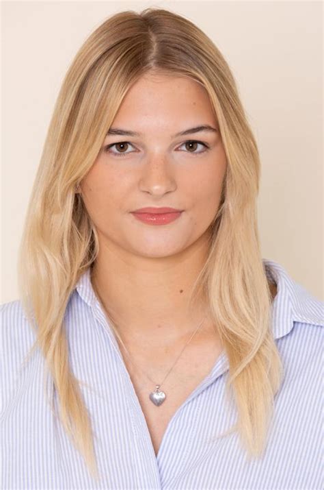 Olivia Kitchen Dunn Face Model And Casting Agency