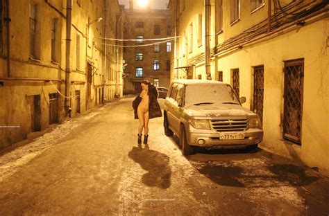 Naked Girl Zhenja Plays With A Snow At Night Russian Sexy Girls